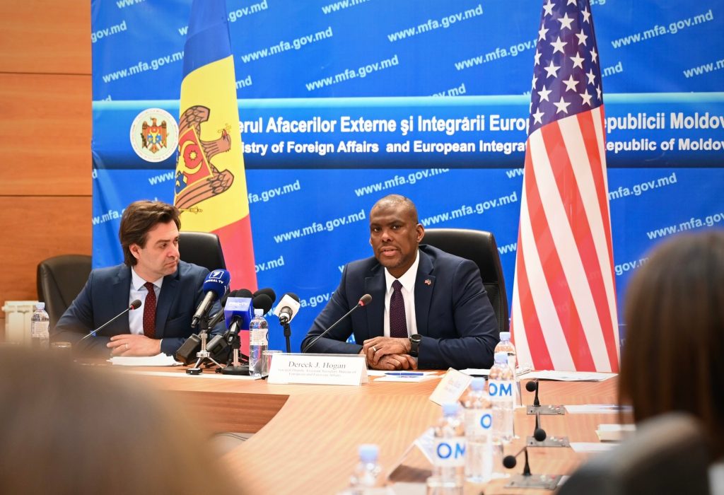 Dereck J. Hogan: „Statele Unite ale Americii vor continua să fie ...